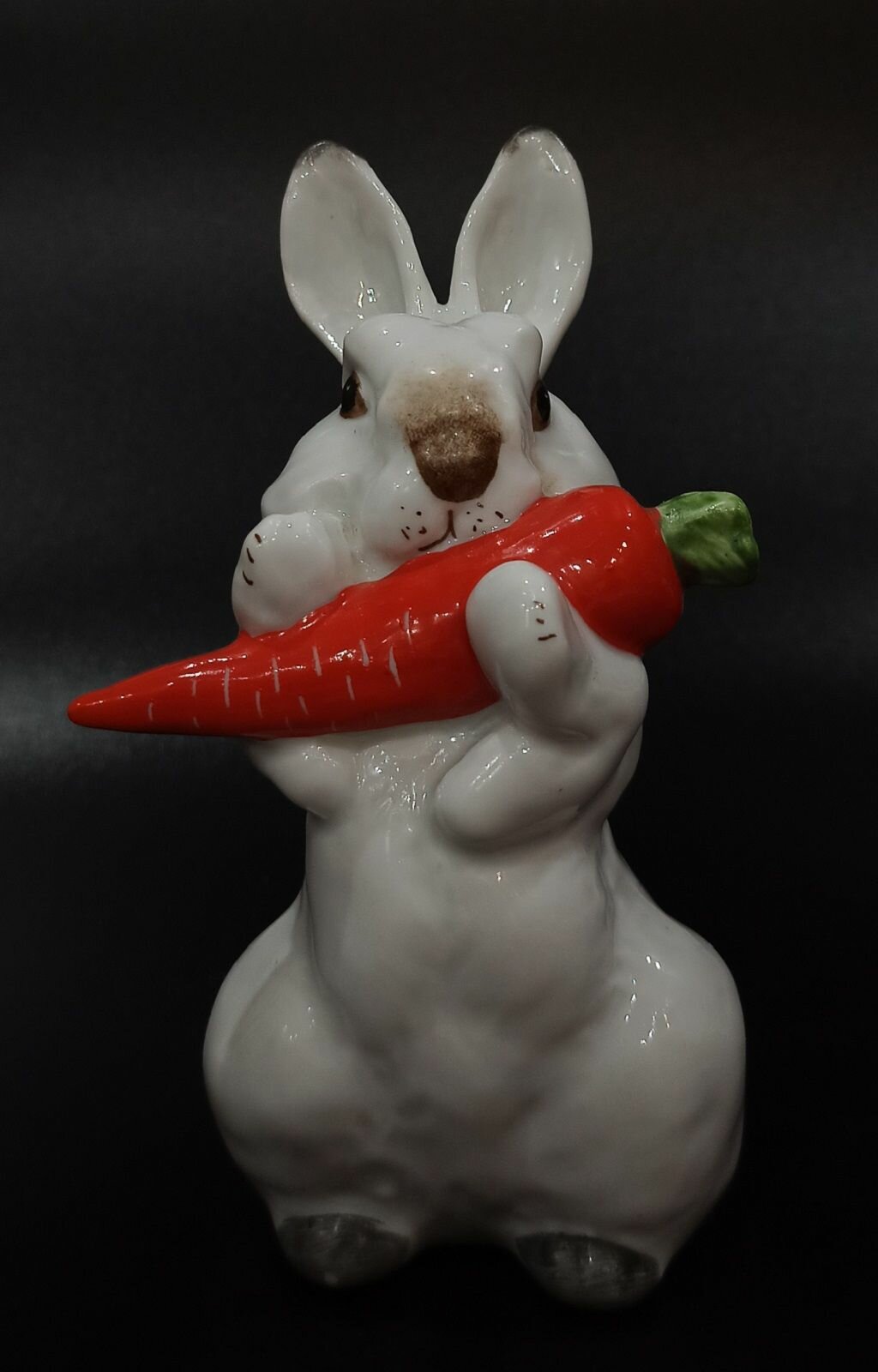 Заяц с морковкой ЛФЗ СССР