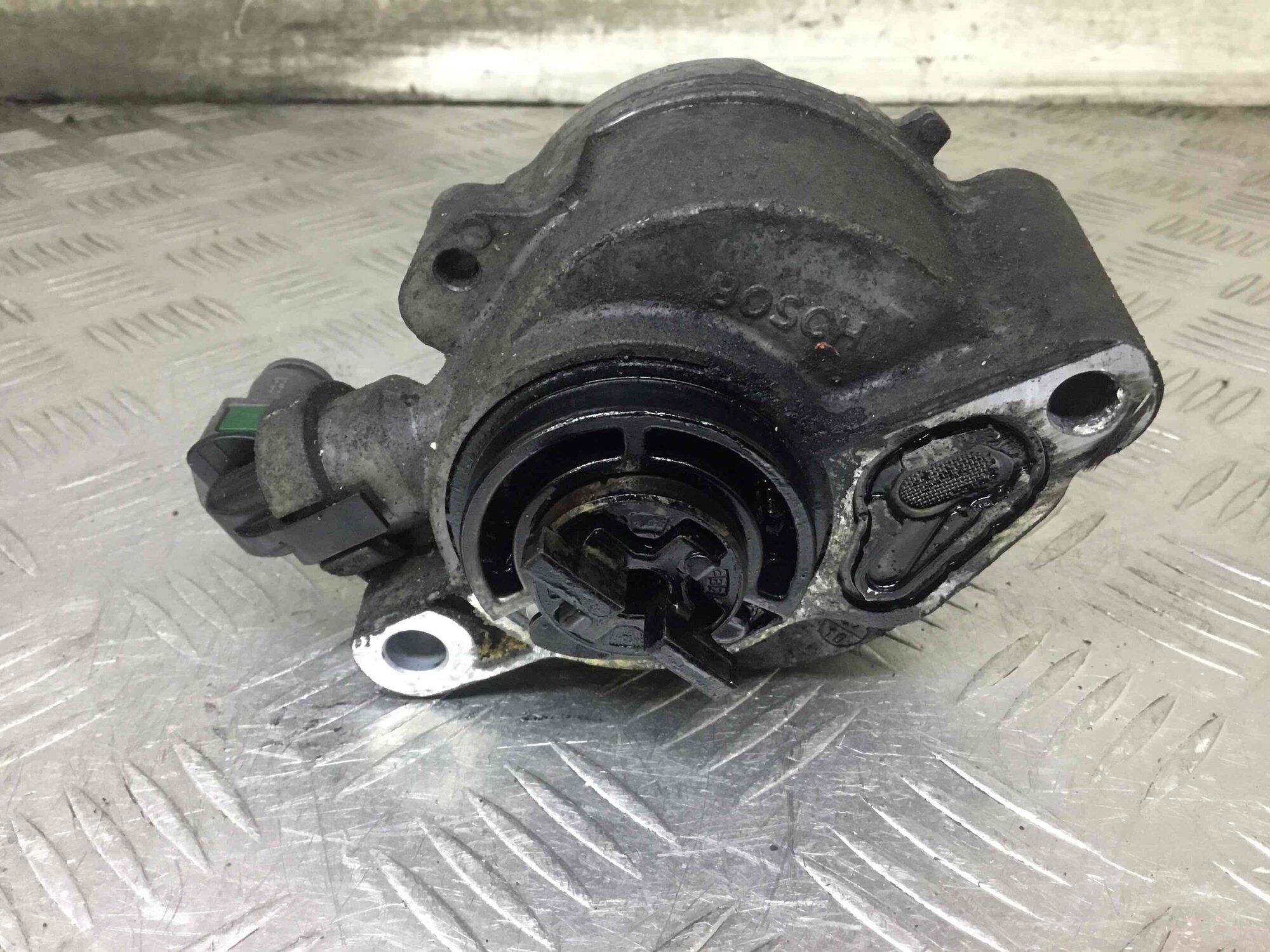 Б/У Насос вакуумный Citroen C4 1 поколение [рестайлинг] 2008 - 2010 2010 г.