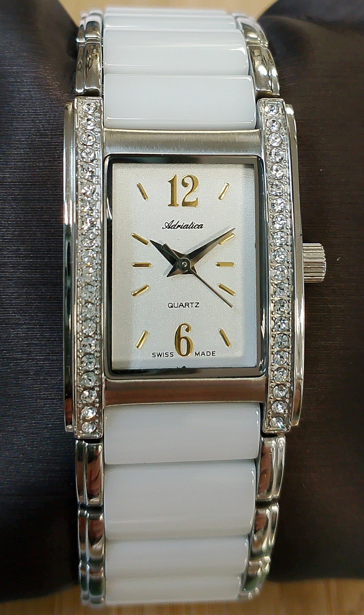 Наручные часы