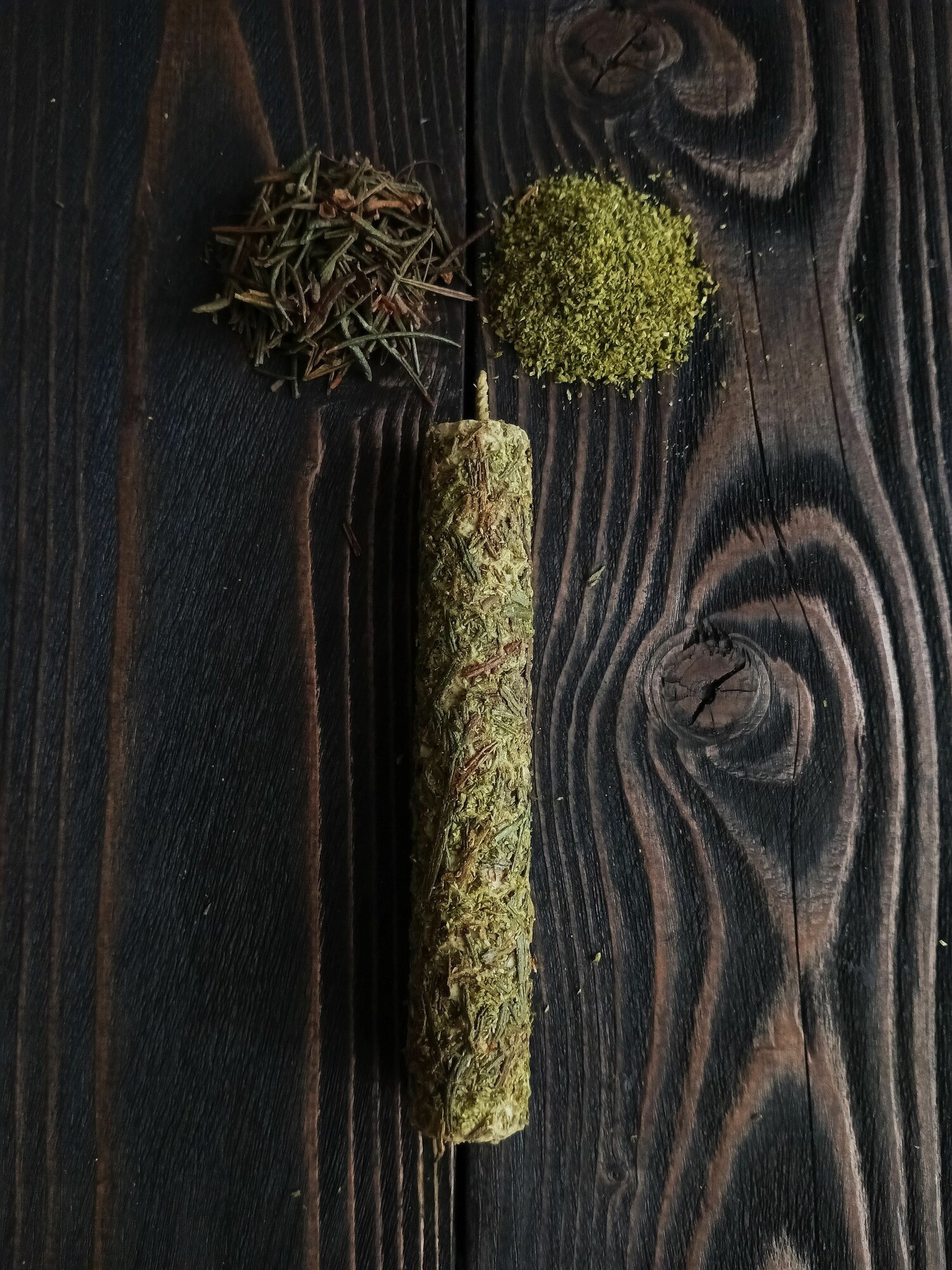 Свеча "Шёпот Шамана" (багульник и артыш)