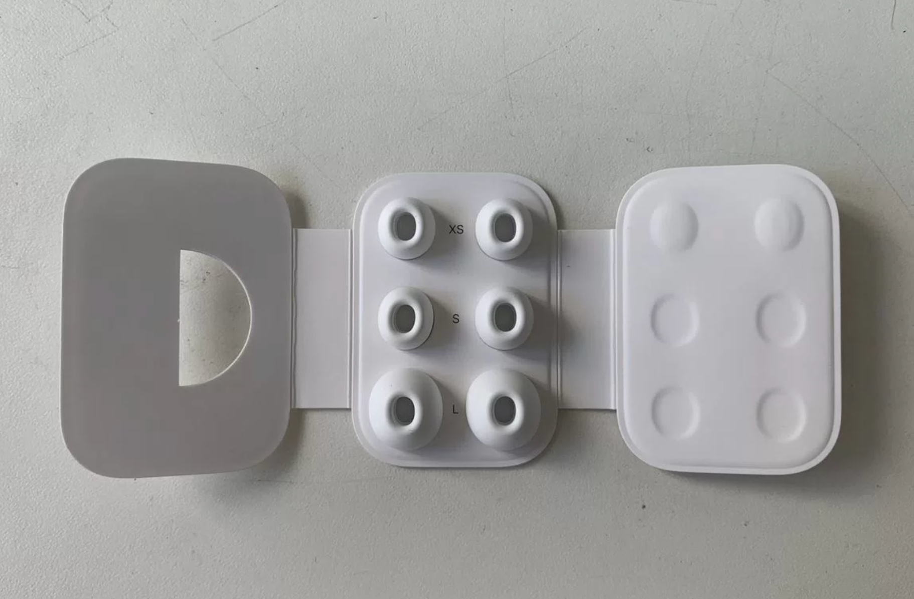 Амбушюры от Apple AirPods Pro 2 новые оригинал ( размеры L, S, XS)