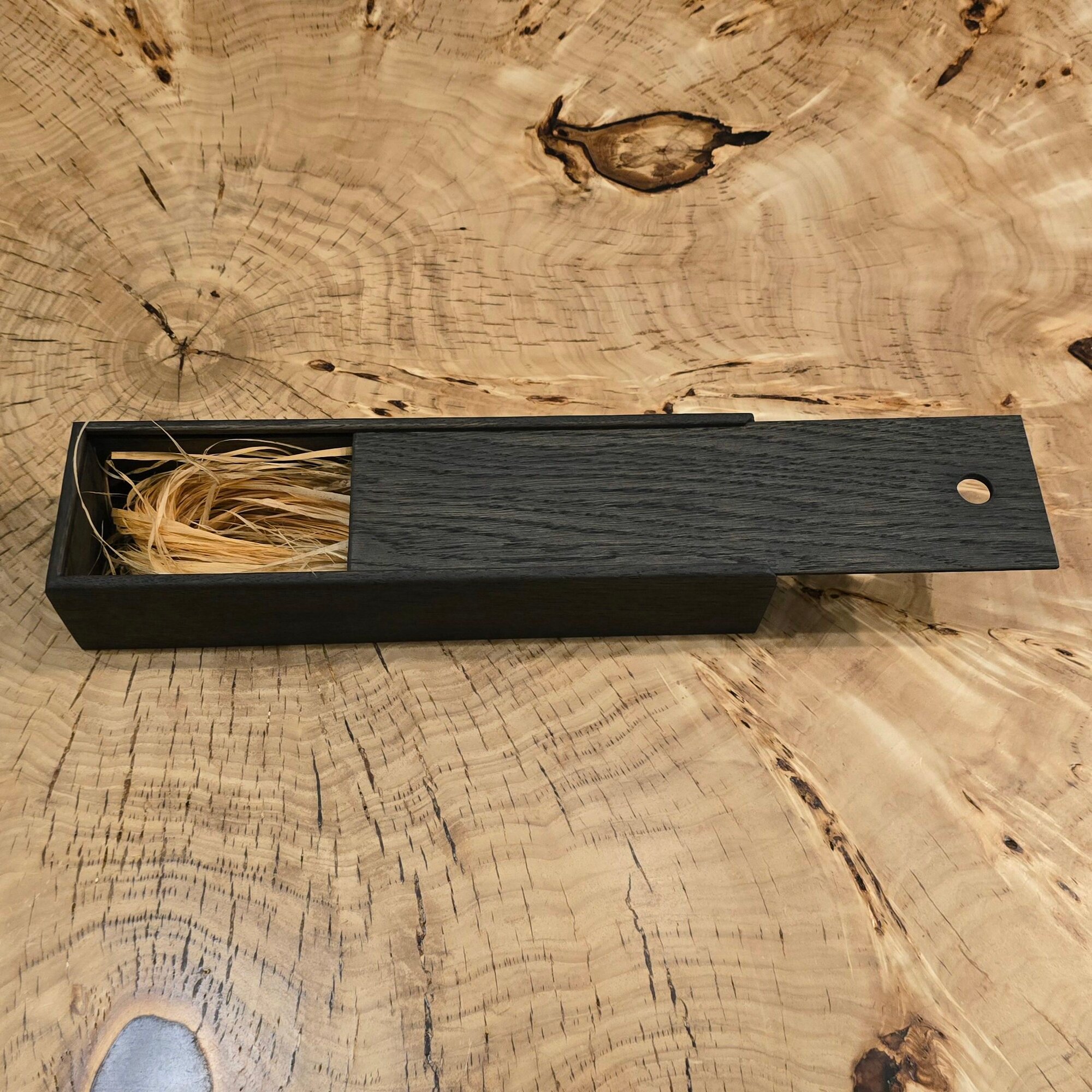 Подарочный футляр под нож