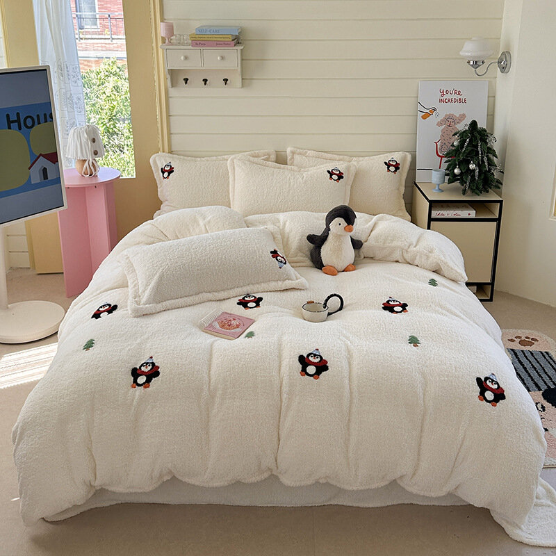 Осень и зима новый утолщенный и теплый тедди плюшевые полотенца вышивка из четырех предметов