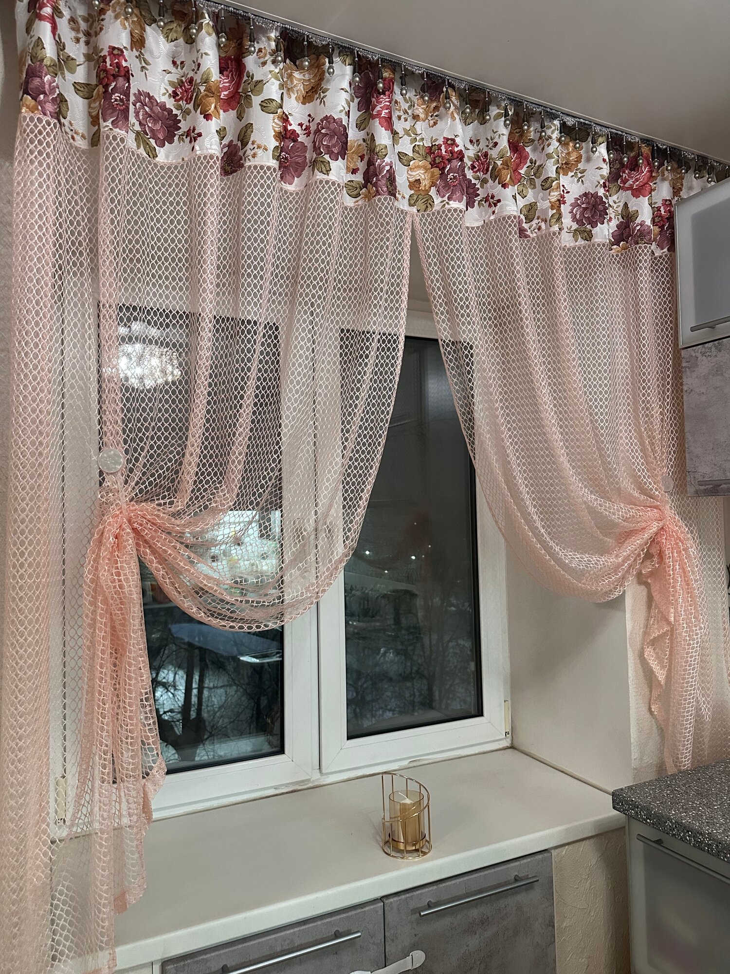 Кухонная штора из сеточки с ламбрекеном 3х1.7м