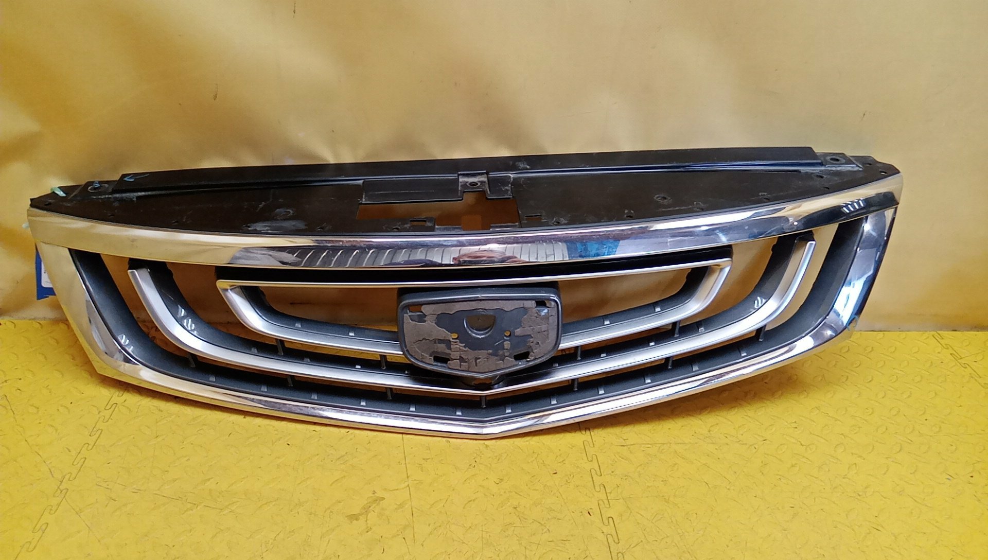 Решетка радиатора 6013003700, для Geely Atlas, с дефектами, 1.8, 6AT, 4x4, внедорожный