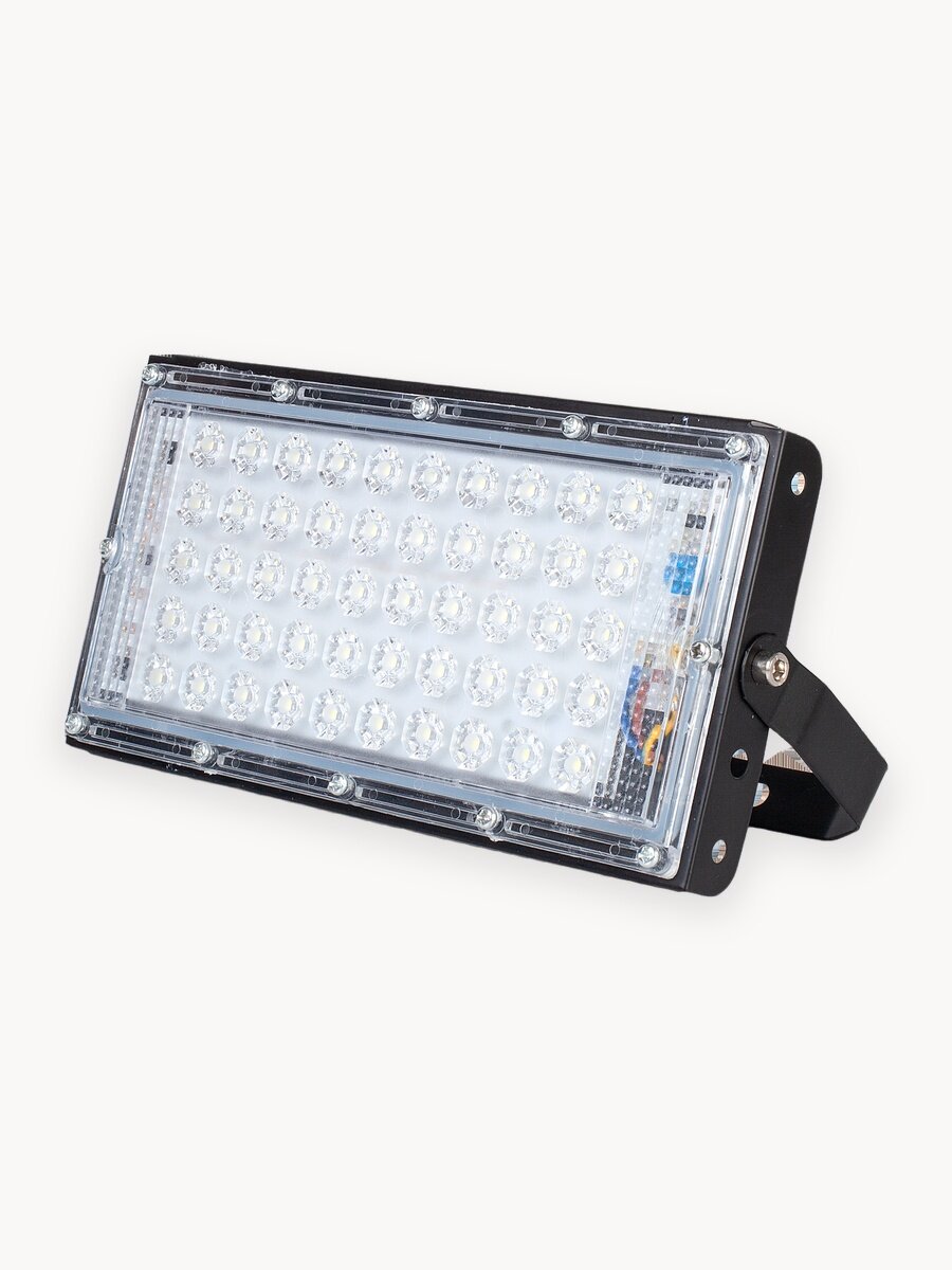 Светодиодный уличный модульный прожектор GLANZEN 50 Вт 6500К IP65 FAD-0030-50