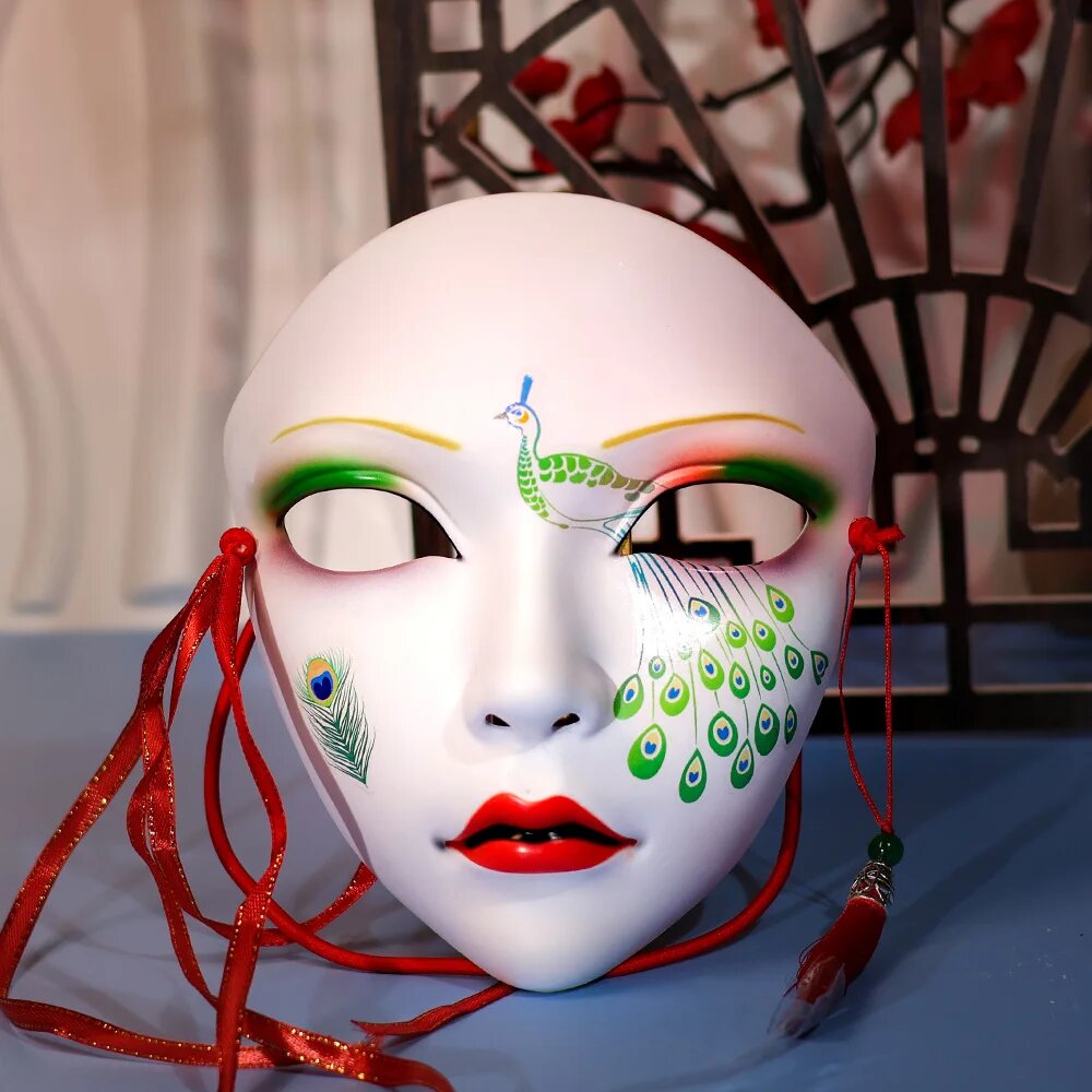 Аниме маска из пластика 2