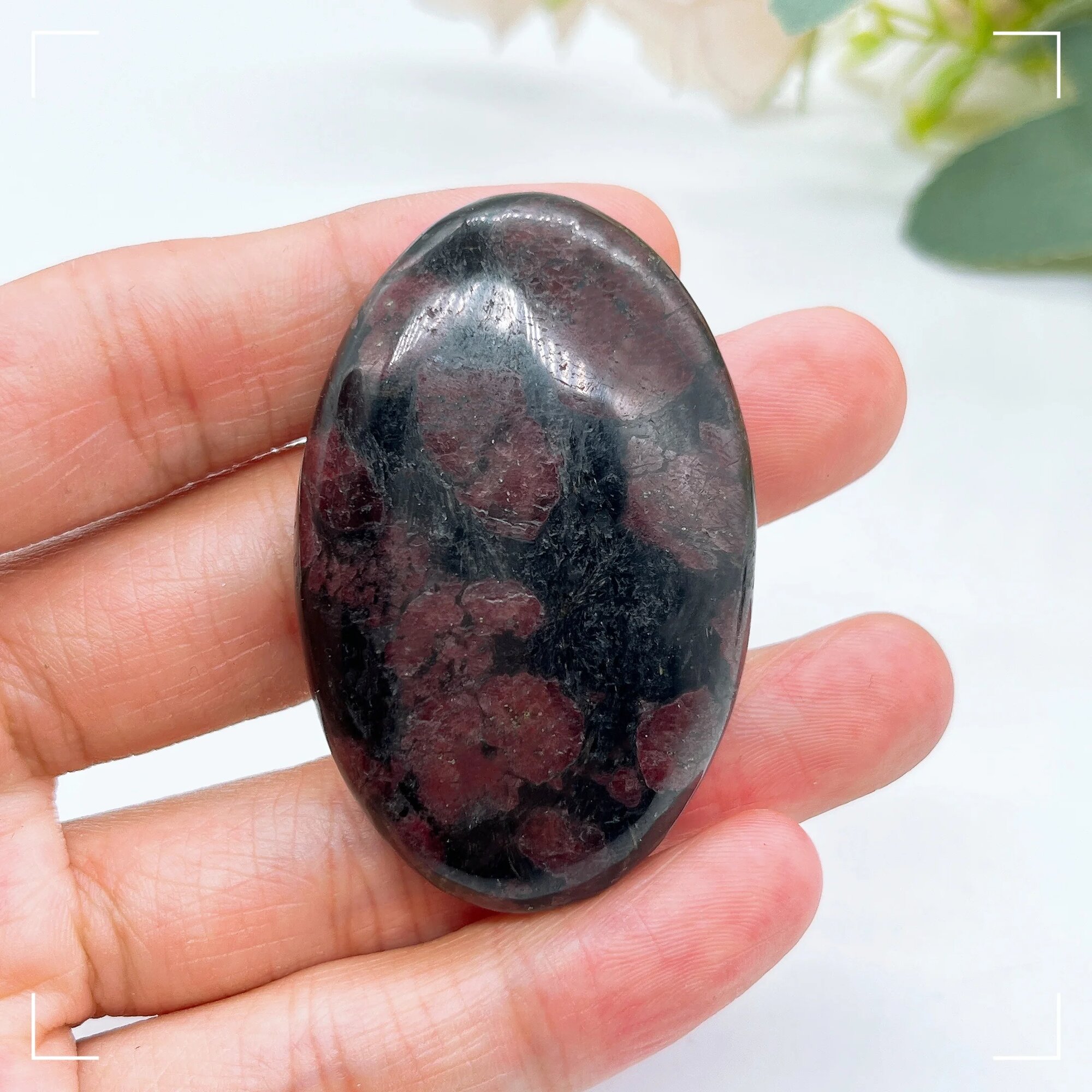 Натуральный гранат, кварцевый кристалл, карманный ладонный камень, Овальный декомпрессионный энергетический лечебный кристалл, ювелирный материал, украшение для дома, подарок