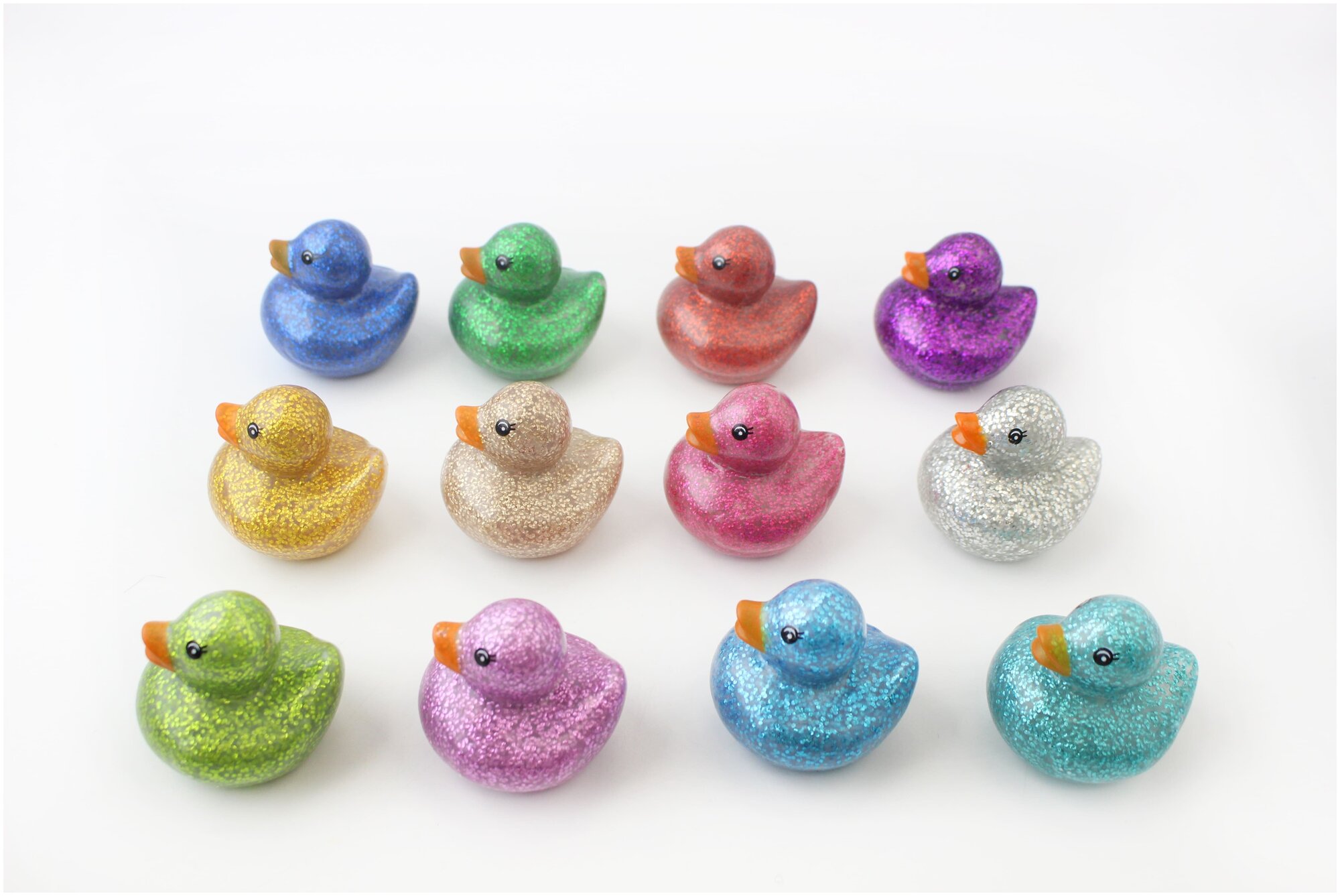 Диско-утки с LED-подсветкой / Светящиеся игрушки для купания в ванной / Резиновые уточки, 1 шт. HLDZ