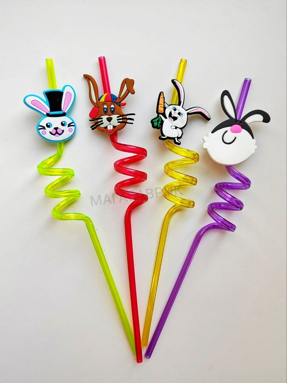 Набор трубочек для коктейлей и напитков. Кролики. Разноцветные, 4 шт.