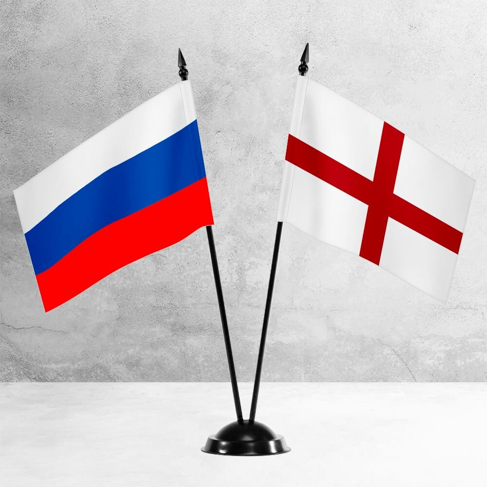 Настольные флаги России и Англии на пластиковой черной подставке