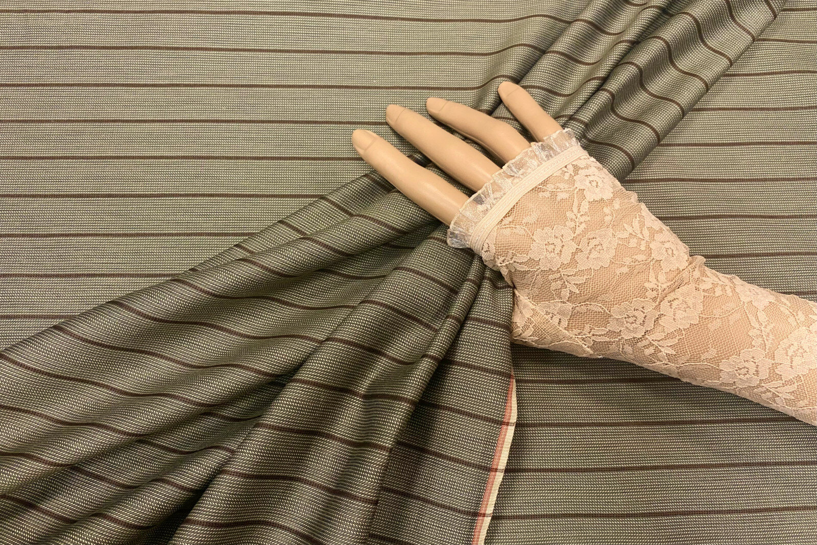 Ткань Купра рубашечная Thomas Mason, хаки в полоску, 140 г/пм, ш142см, 0,5 м