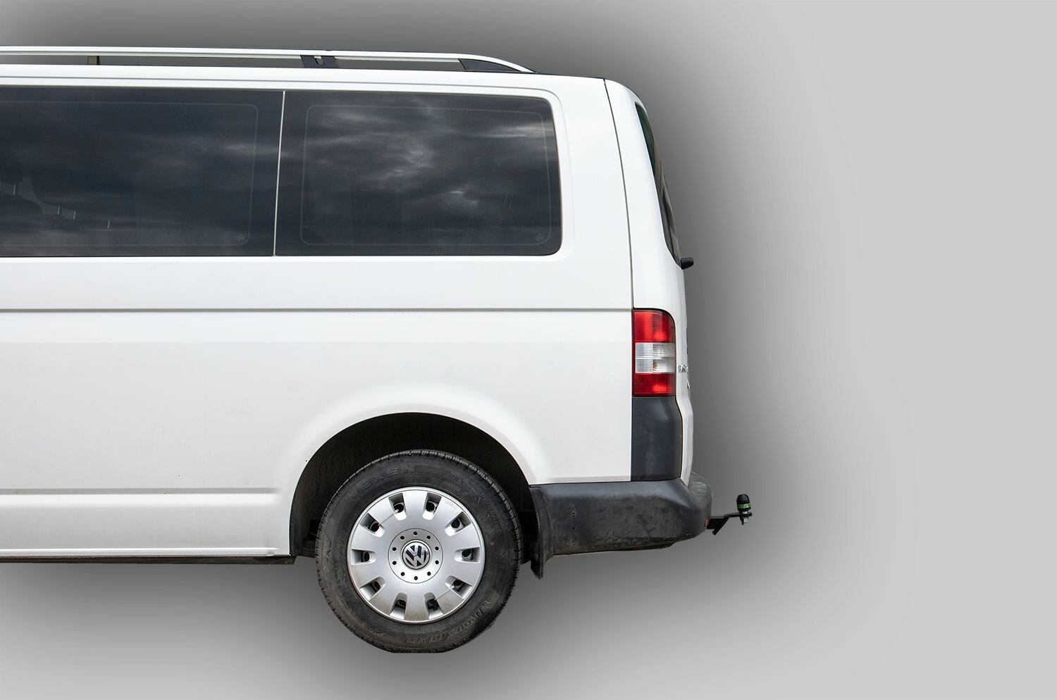 Фаркоп с унив. электрикой Smart для VOLKSWAGEN TRANSPORTER T5 (7HA, 7HH) / T6 ( 7НC ) ( ШАР вставка 50*50) арт. V111-E