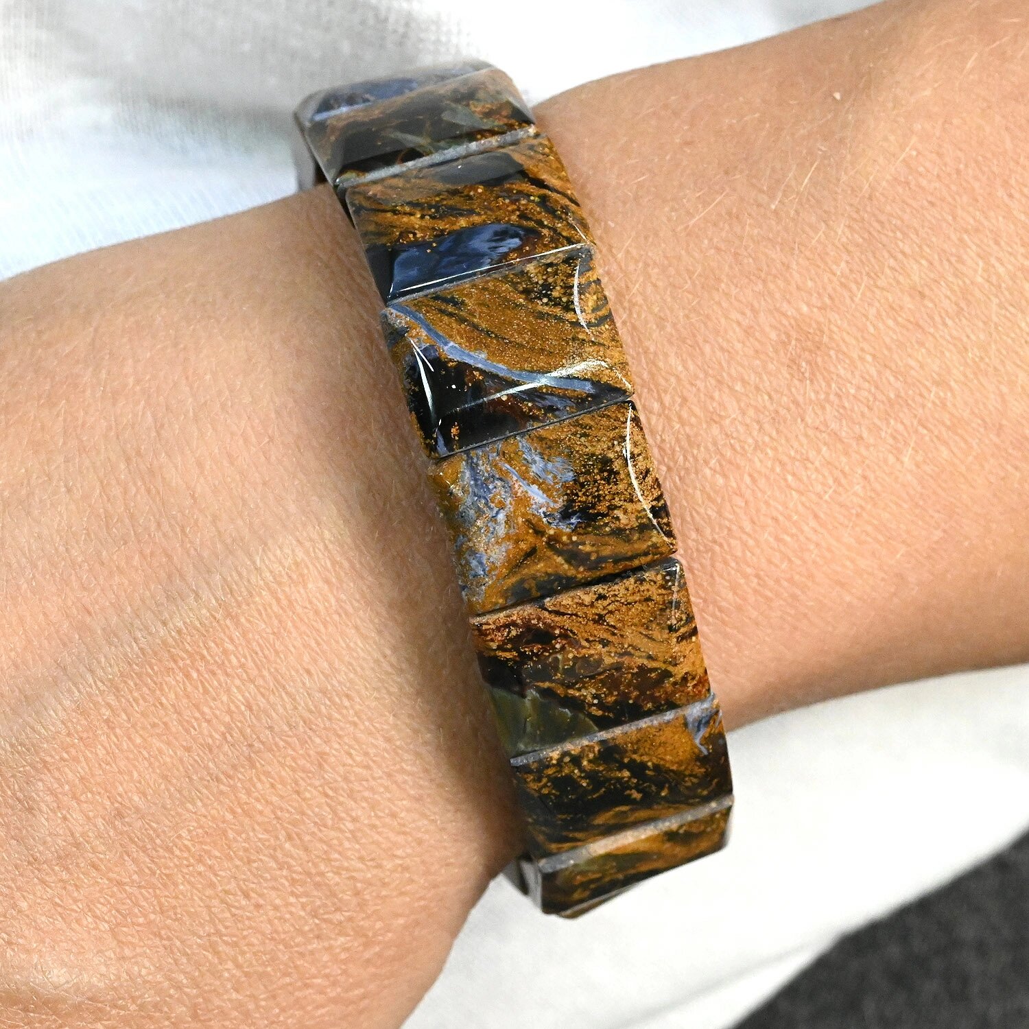 Браслет, соколиный глаз