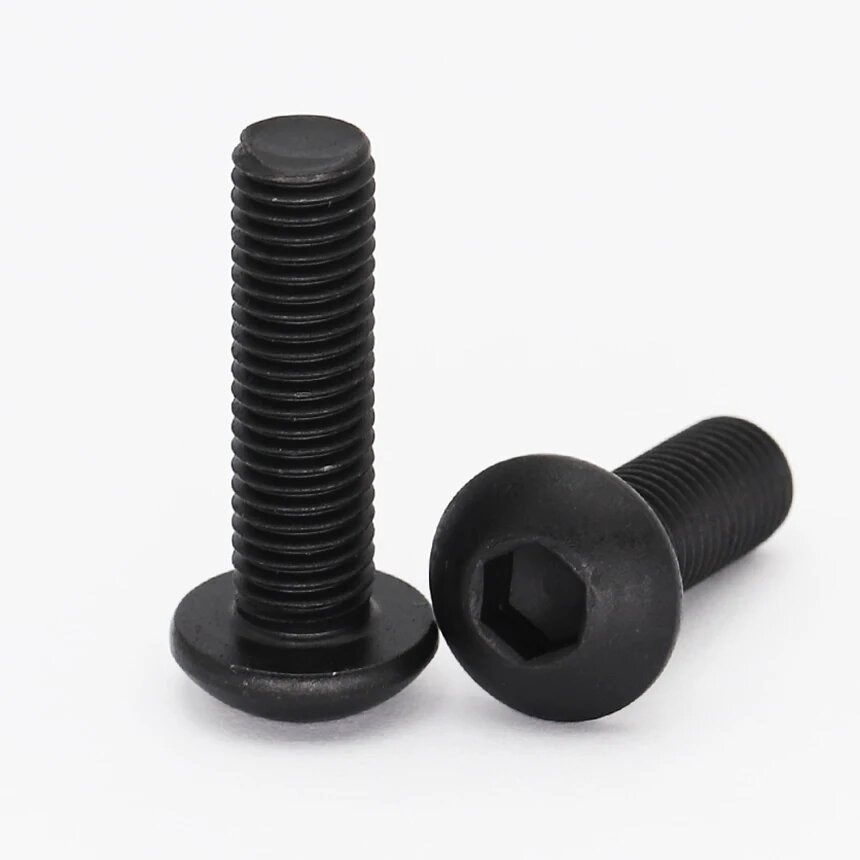 Болт М7 с шестигранной головкой черного цвета 12-60 мм Black, 15Pcs M7x1x20mm