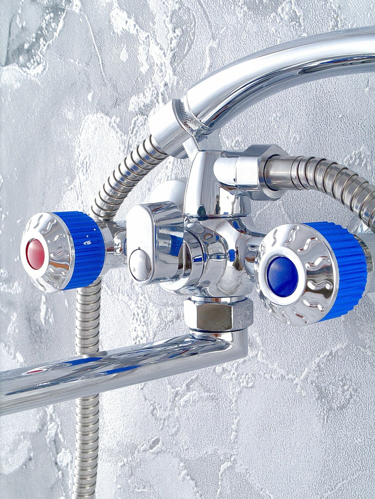 Смеситель для ванны с душем с длинным поворотным изливом, кран на ванну, смеситель в ванную комнату