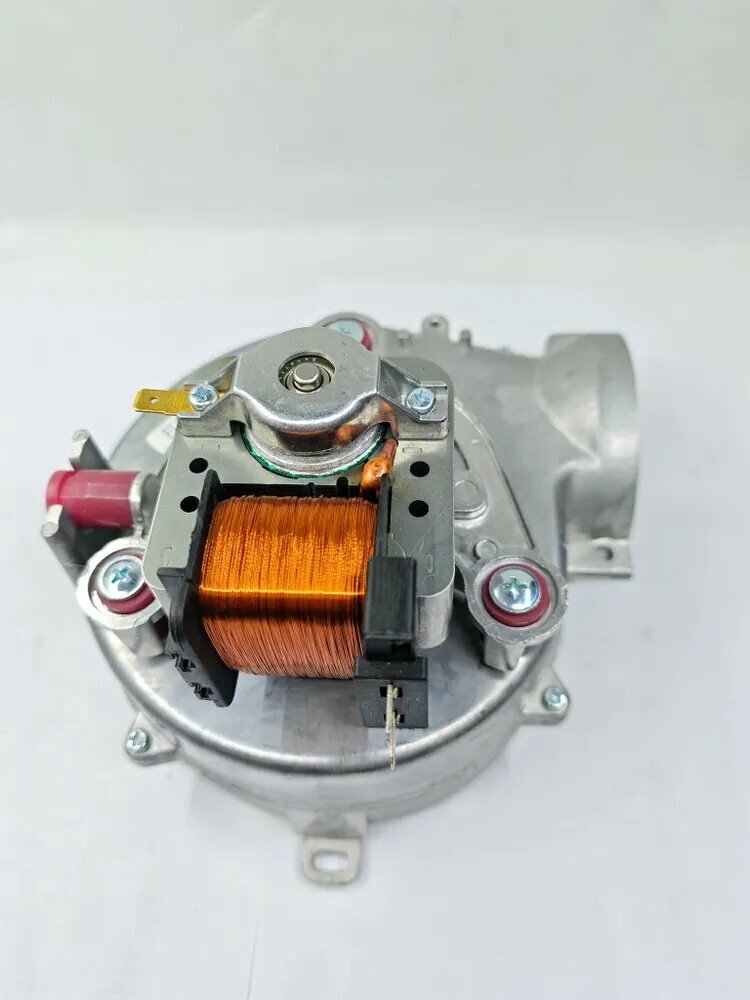 Вентилятор для котлов Ariston Clas Evo System Аристон Egis Plus BS II Matis, Chaffoteaux Alixia S Pigma Evo System 15 18 24 25 FF