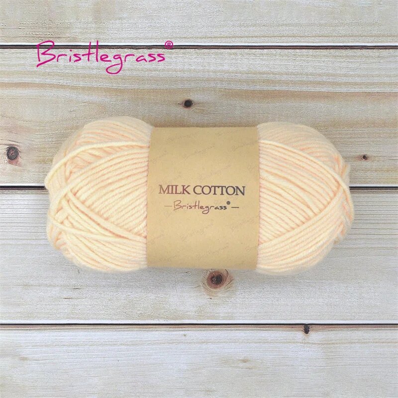 Пряжа Bristlegrass Milk Cotton, бежевый, 50г