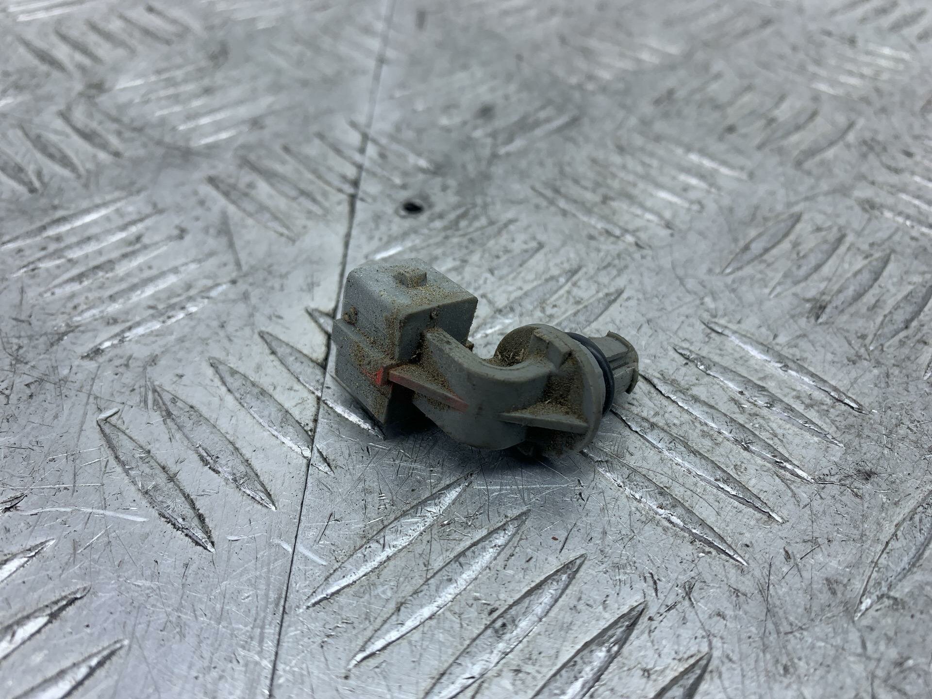 Датчик наружной температуры Renault Scenic (1996 - 1999)