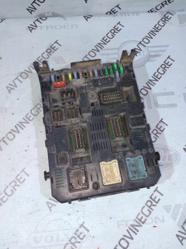 Блок предохранителей Peugeot 308 (T7) I Б/У с пробегом