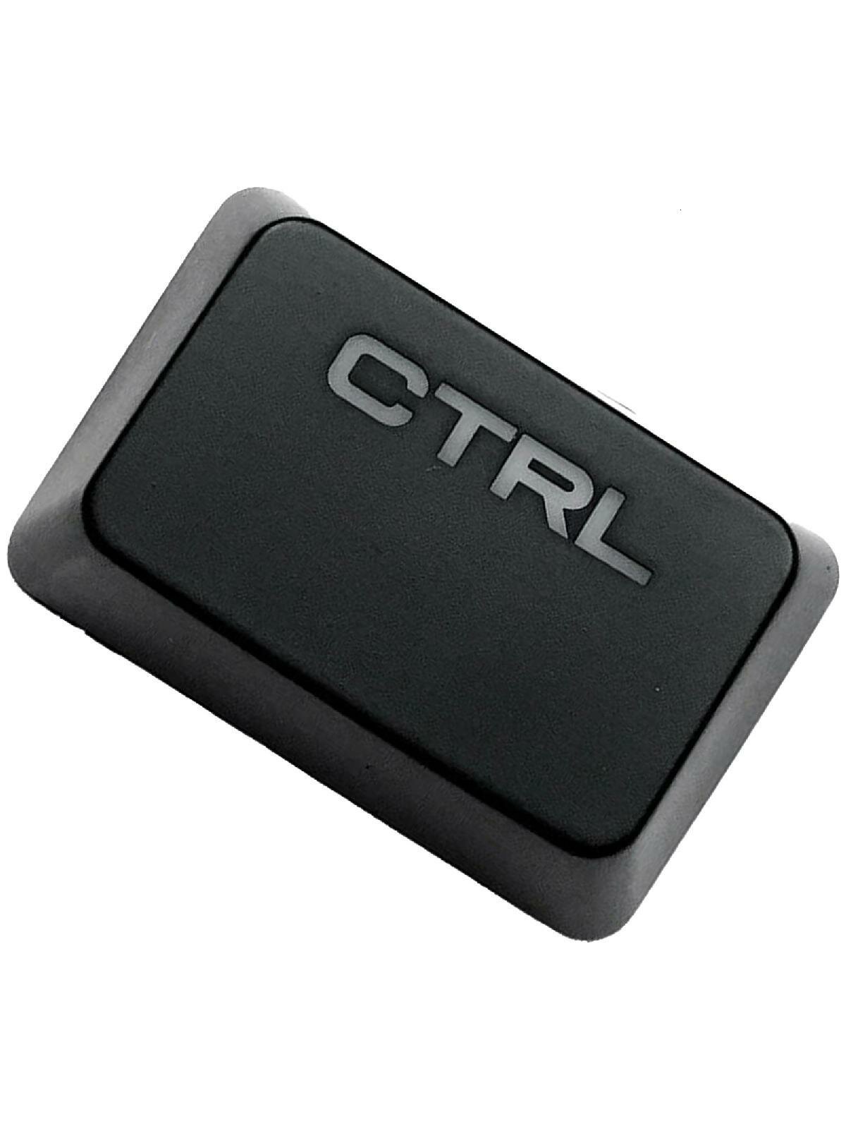 Одна клавиатура Corsair K70 с клавишей Ctrl и полупрозрачными клавишами