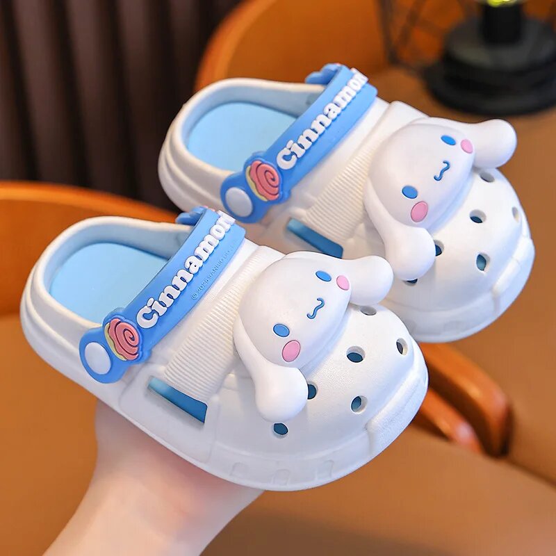 MINISO Летние нескользящие домашние тапочки Sanrio для девочек, уличные сандалии Hello Kitty для девочек и детей, тапочки Kuromi, Размер обуви: 28-29