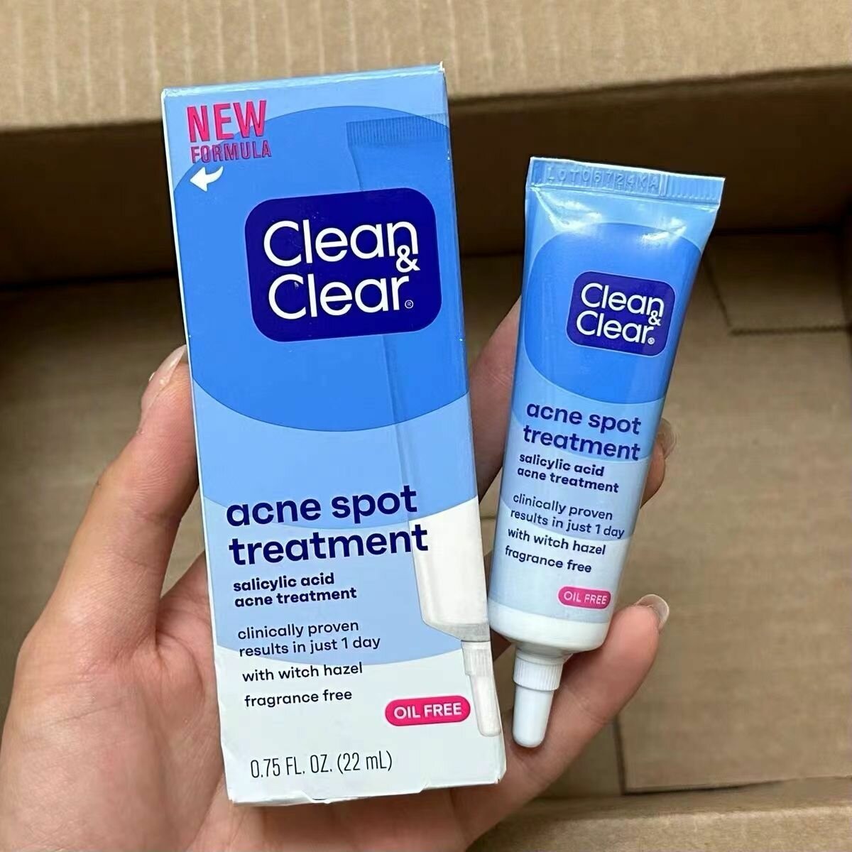 Гель для лечения угревой сыпи Clean&Clear, без масла, подходит для взрослых и подростков