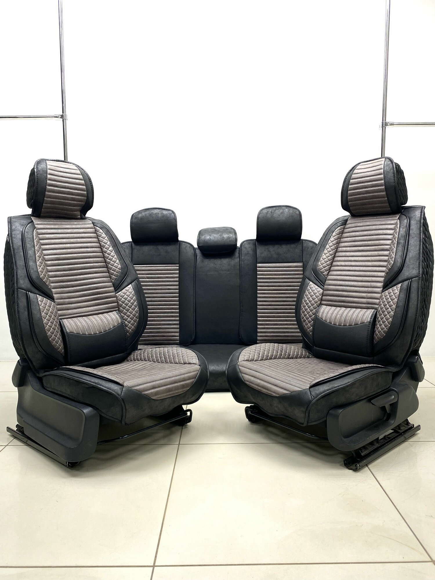 Автомобильные чехлы на сиденья, 5D нубук, комплект на весь салон с боковыми поддержками и поясничным упором