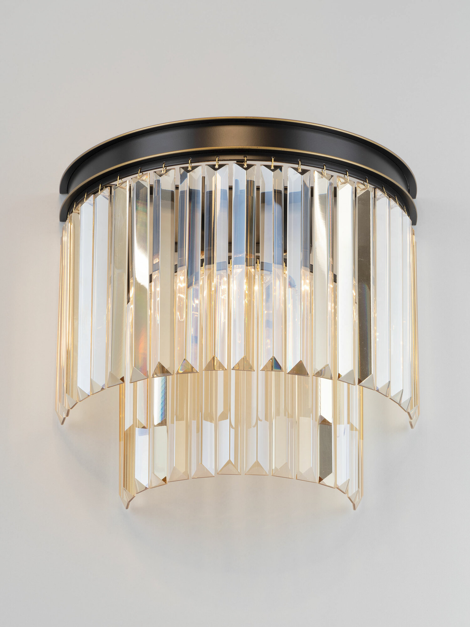 Бра Citilux Мартин CL332322 каскадное исполнение, темно-коричневый металл, 2хЕ14, 60Вт, янтарный хрусталь