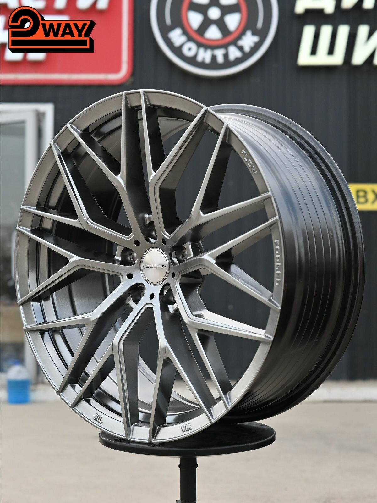 Литой диск Taigiro Vossen, R20, 8.5x108, ET35, 5 крепежных отверстий, темный хром