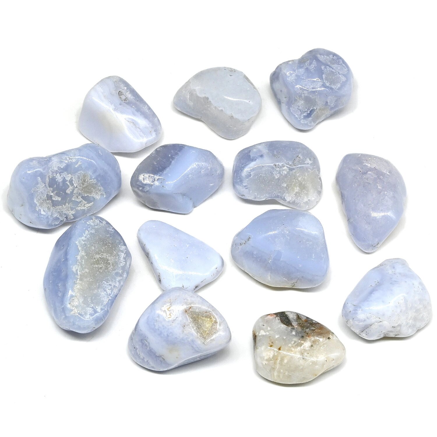 Агат голубой (Сапфирин) галтовка фракция 20-30мм, упаковка 100г .