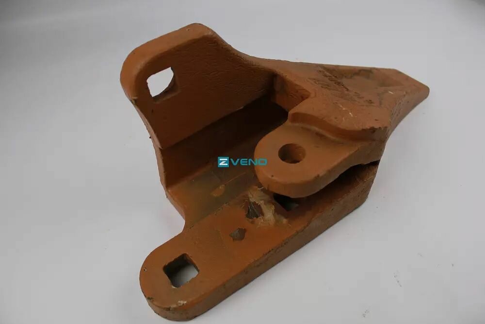 Зуб ковша боковой левый 61L1-3028 Aili для погрузчиков HYUNDAI HL770/780