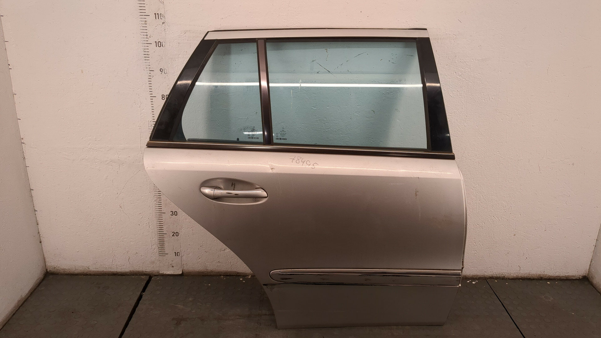 Дверь боковая (легковая) правая задняя Mercedes E W211 Б/У