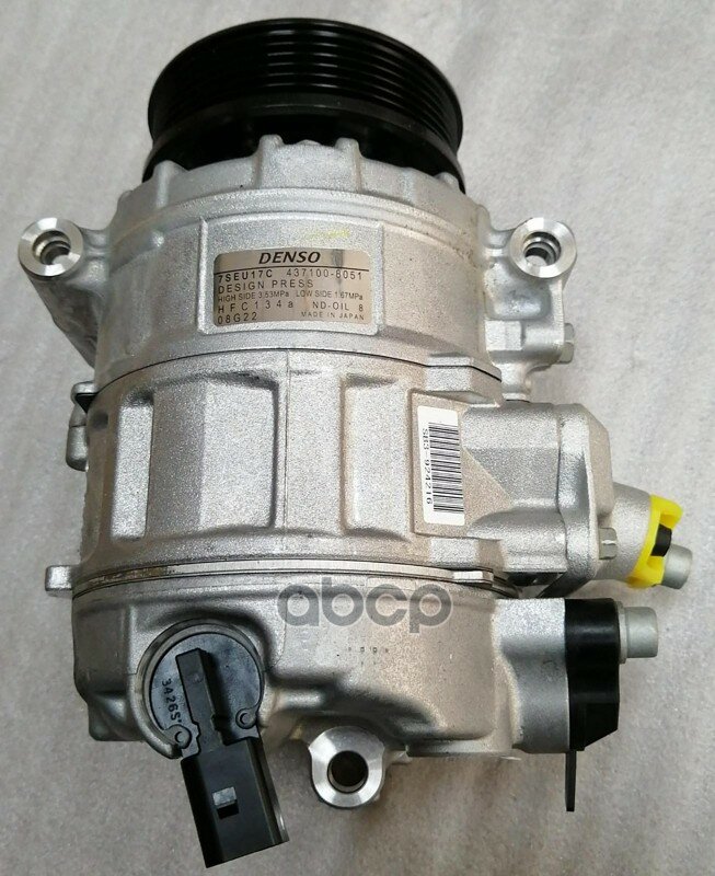 Компрессор кондиционера VOLKSWAGEN T5 11- 4371008051-DENSO/7E0820803H DCP32072=4371008051 7E0820803H DCP32072=4371008051 Dens.