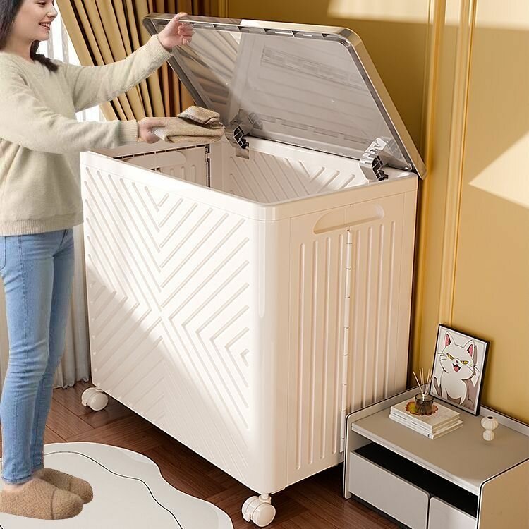 Пластиковый контейнер объемом 130 л 50х35х60 см