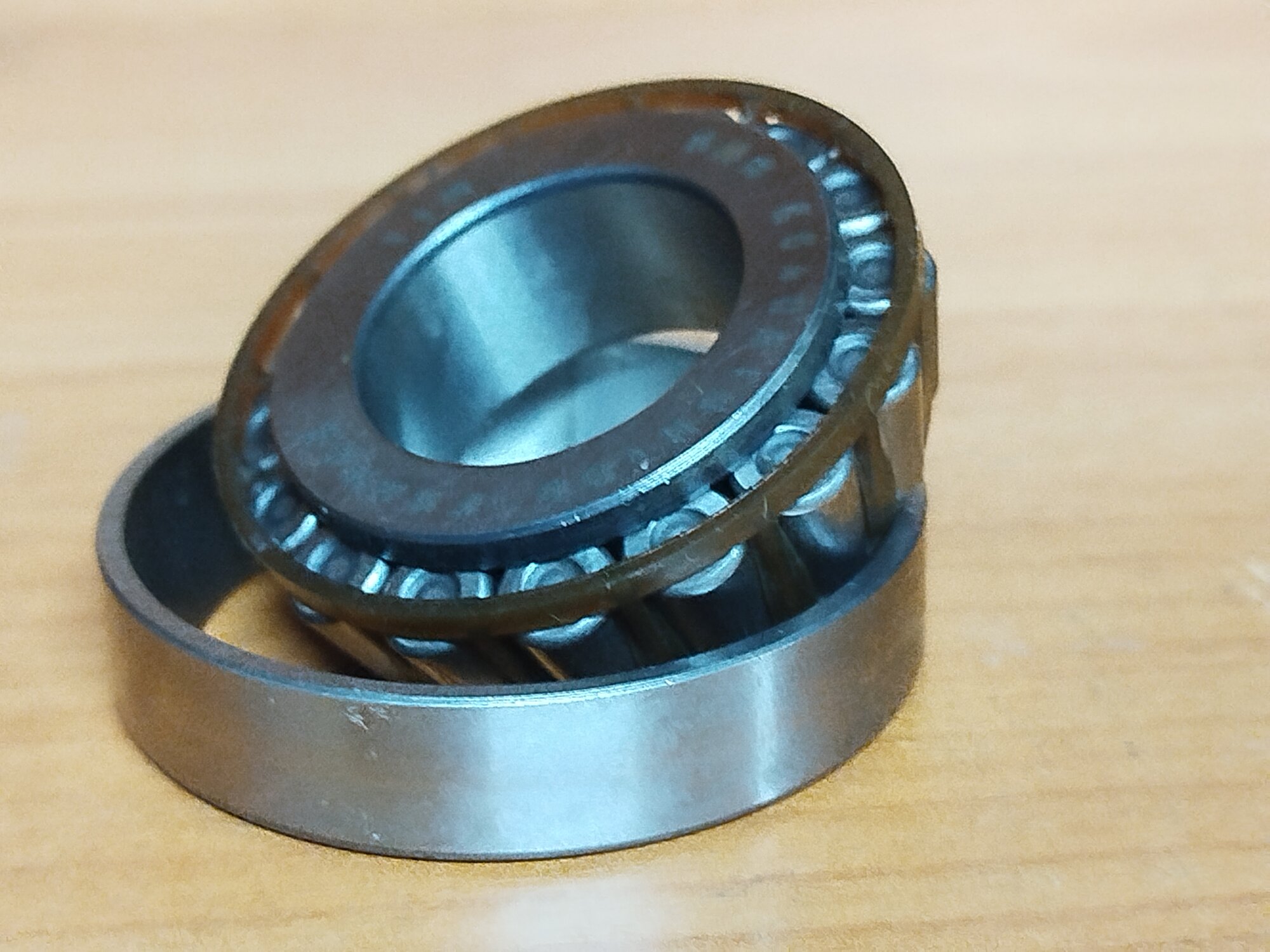 Подшипник КПП Peugeot EC.40510. H106 (25x52x14.6) SNR//2372.75