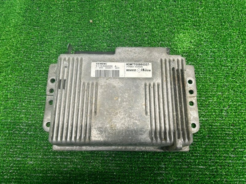 Блок управления двигателем Renault Megane 1 7700860337