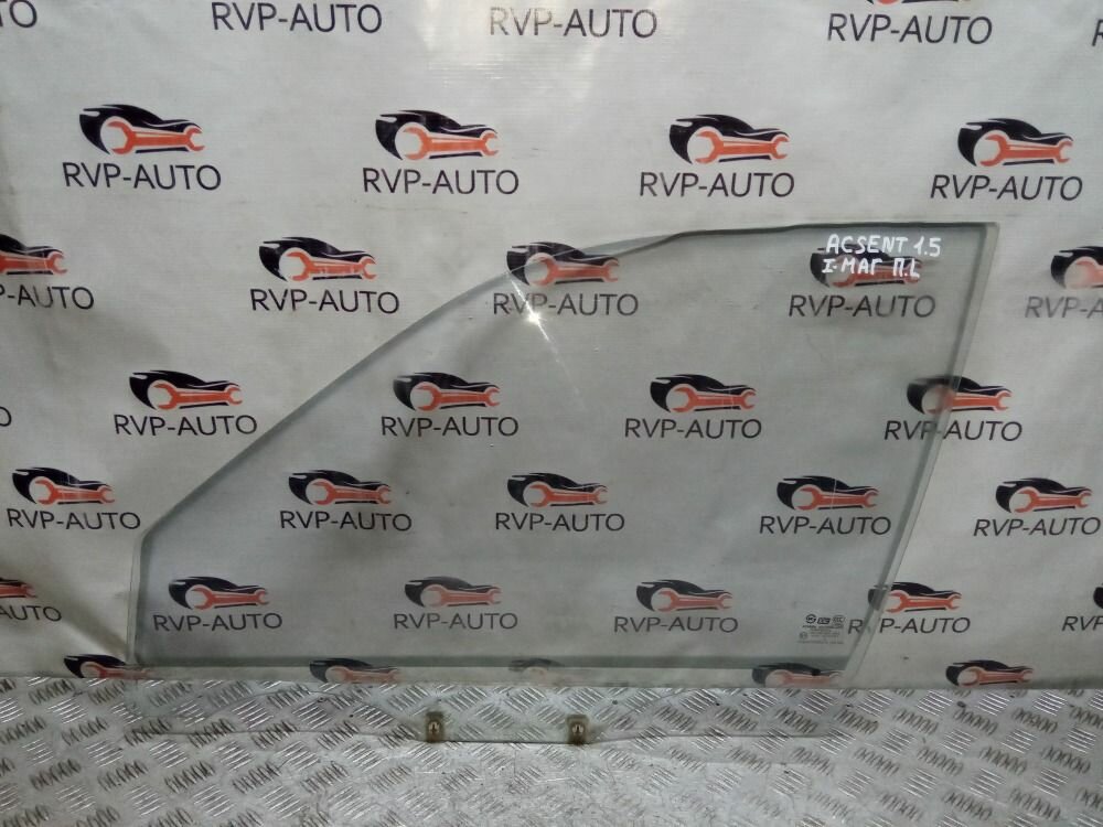 Стекло двери переднее левое Hyundai Accent 2 Hyundai
