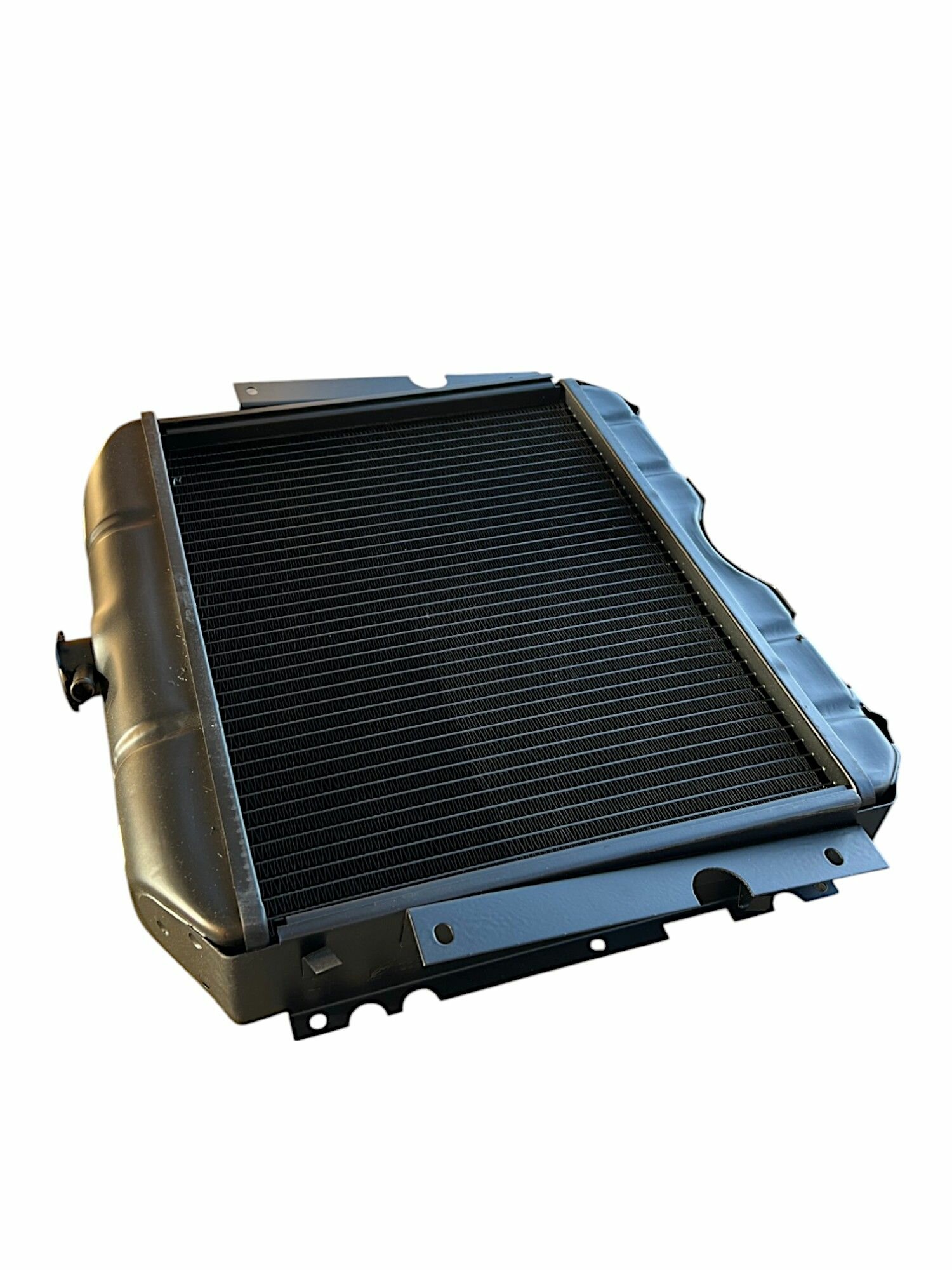 Радиатор охлаждения Волга-2410 3-х рядный медный