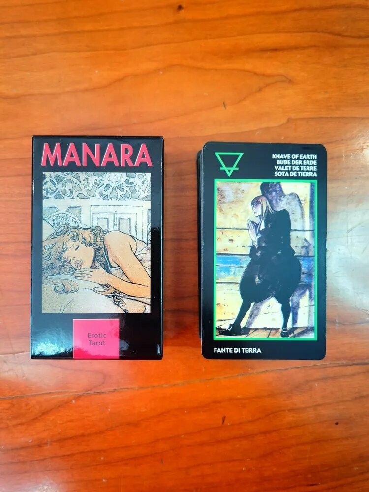 Карты Таро уэйта манара эротическое с железной коробкой / Manara erotic tarot 10*6см.