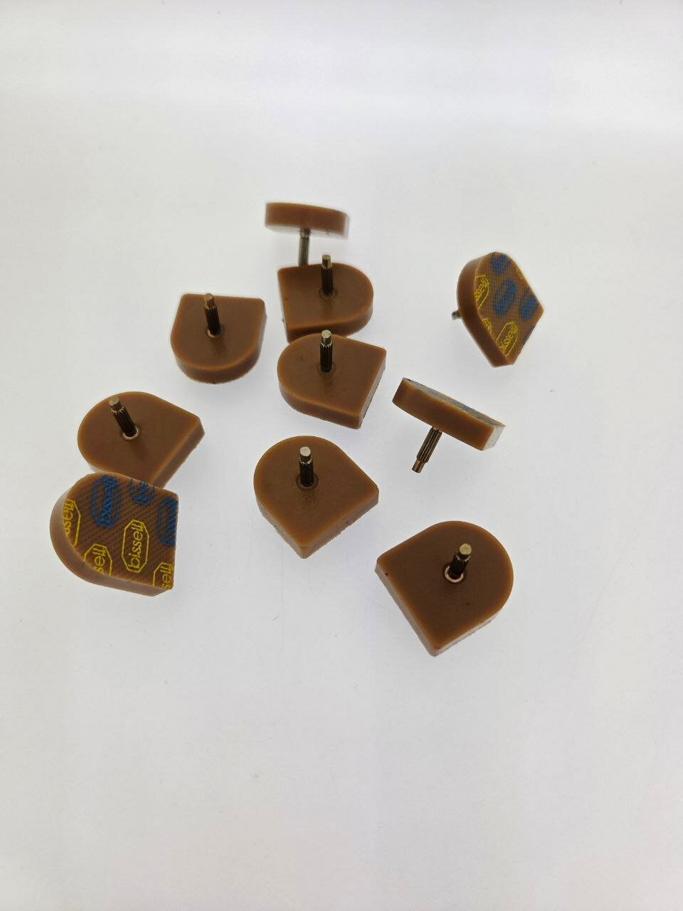 Набойки со штырем для каблуков и женской обуви из полиуретана 24x26мм, толщина штыря 3мм (10шт) черные