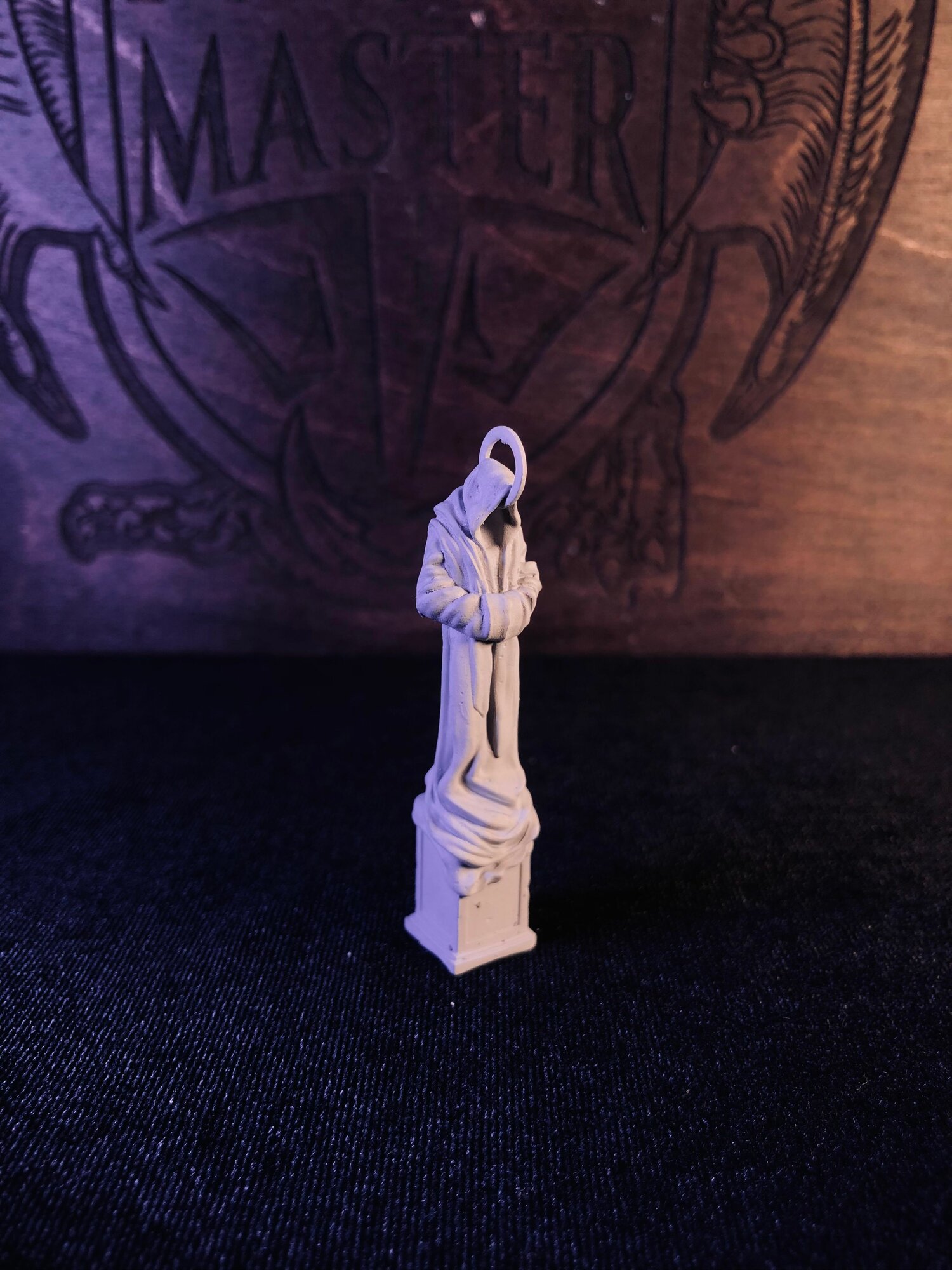 Странная статуя - Террейн, Миниатюра для настольных игр DnD, ДнД, Dungeons & Dragons, Pathfinder.