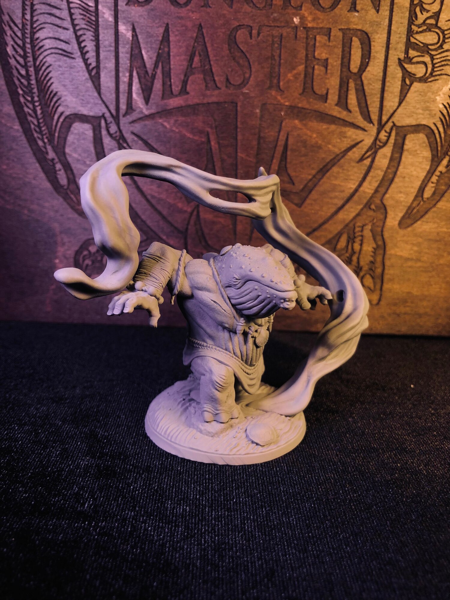 Человек-кит, маг, Whalefolk - Миниатюра для настольных игр DnD, ДнД, Dungeons & Dragons, Pathfinder.