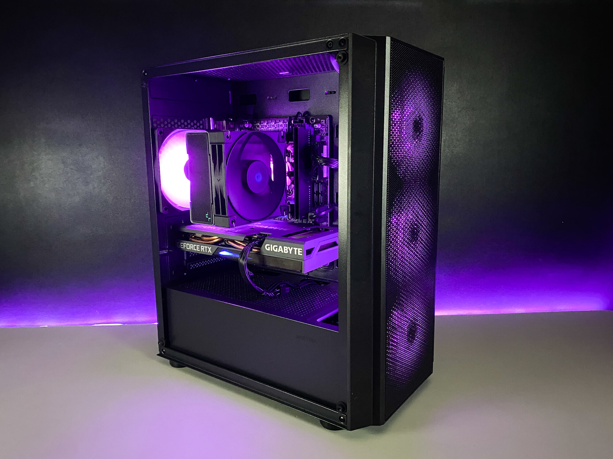 Игровой Компьютер Intel Core i5-12400F 6/12*2.50-4.40GHz/RTX 3060Ti-8Gb/16Gb/SSD512Gb/600W