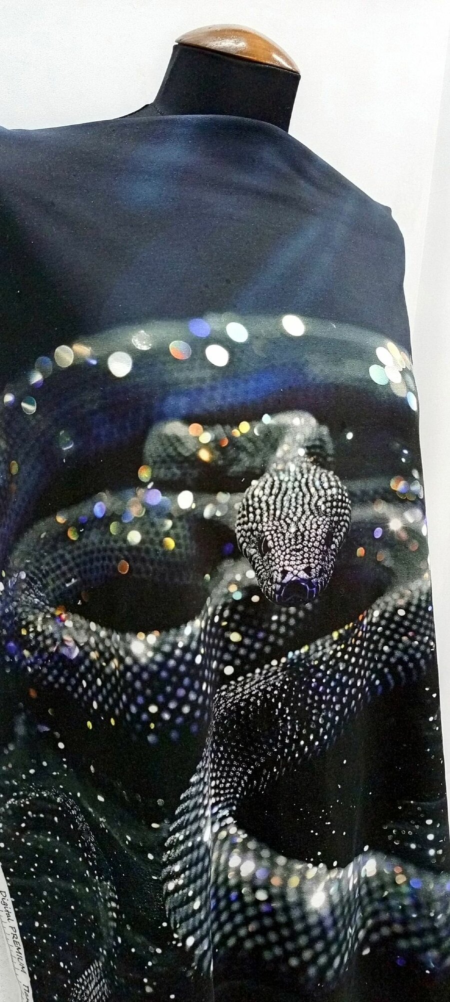 Футер 2х нитка петля , купон "Черная змея" трикотаж, ткань для шитья, хлопковый трикотаж,75*180