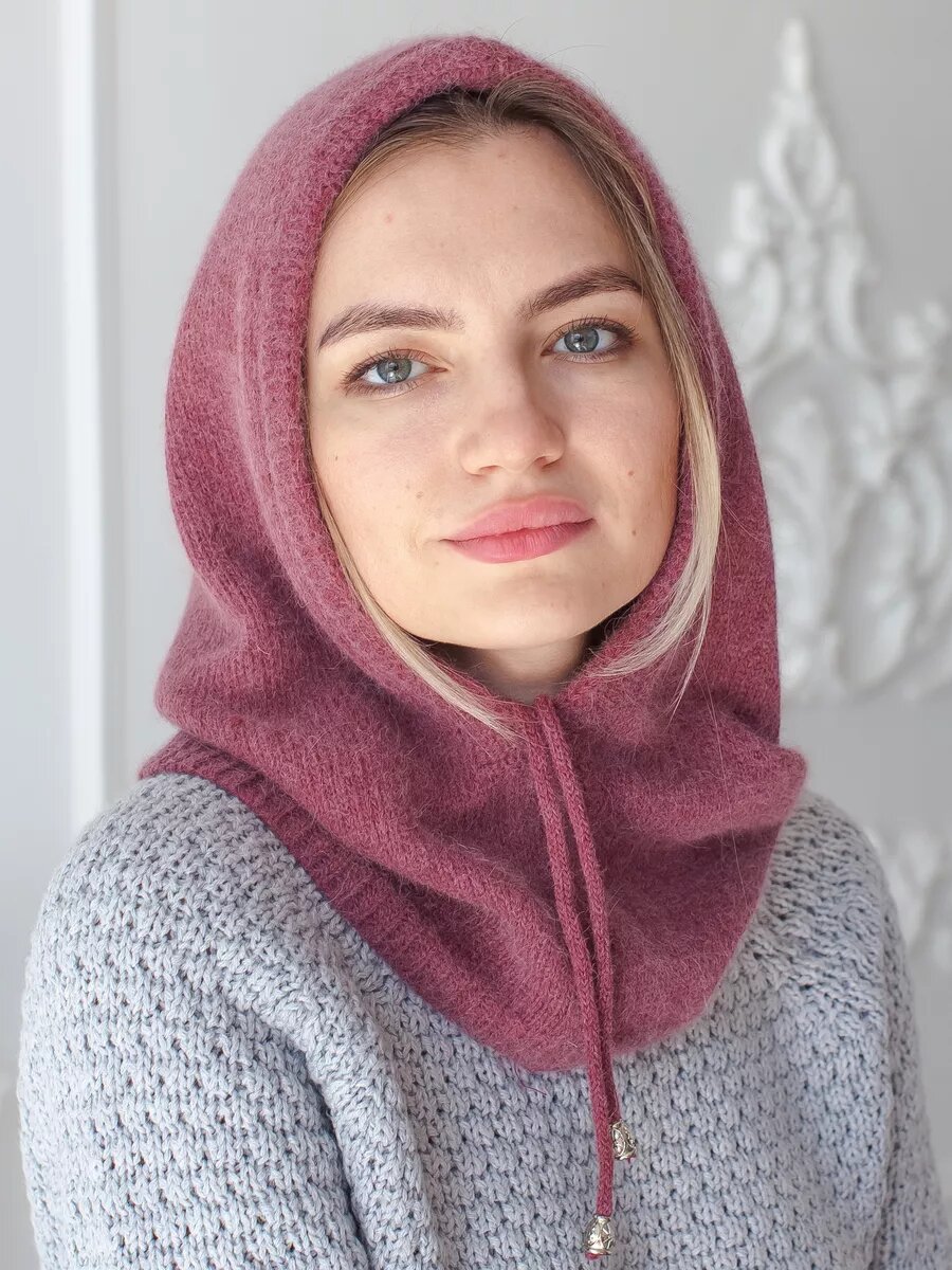 Капор Осень-зима 2026 для женщин