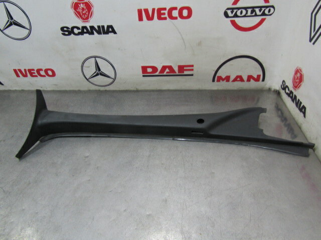 Накладка стойки лобового стекла левая верхняя Volvo FH, FM