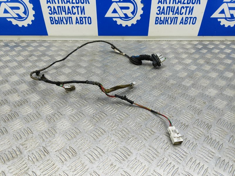 Б/У Проводка двери зад.лев Mazda Familia BJ / Мазда Фамилия BJ 1.5 ZL 110 Л.С 2001