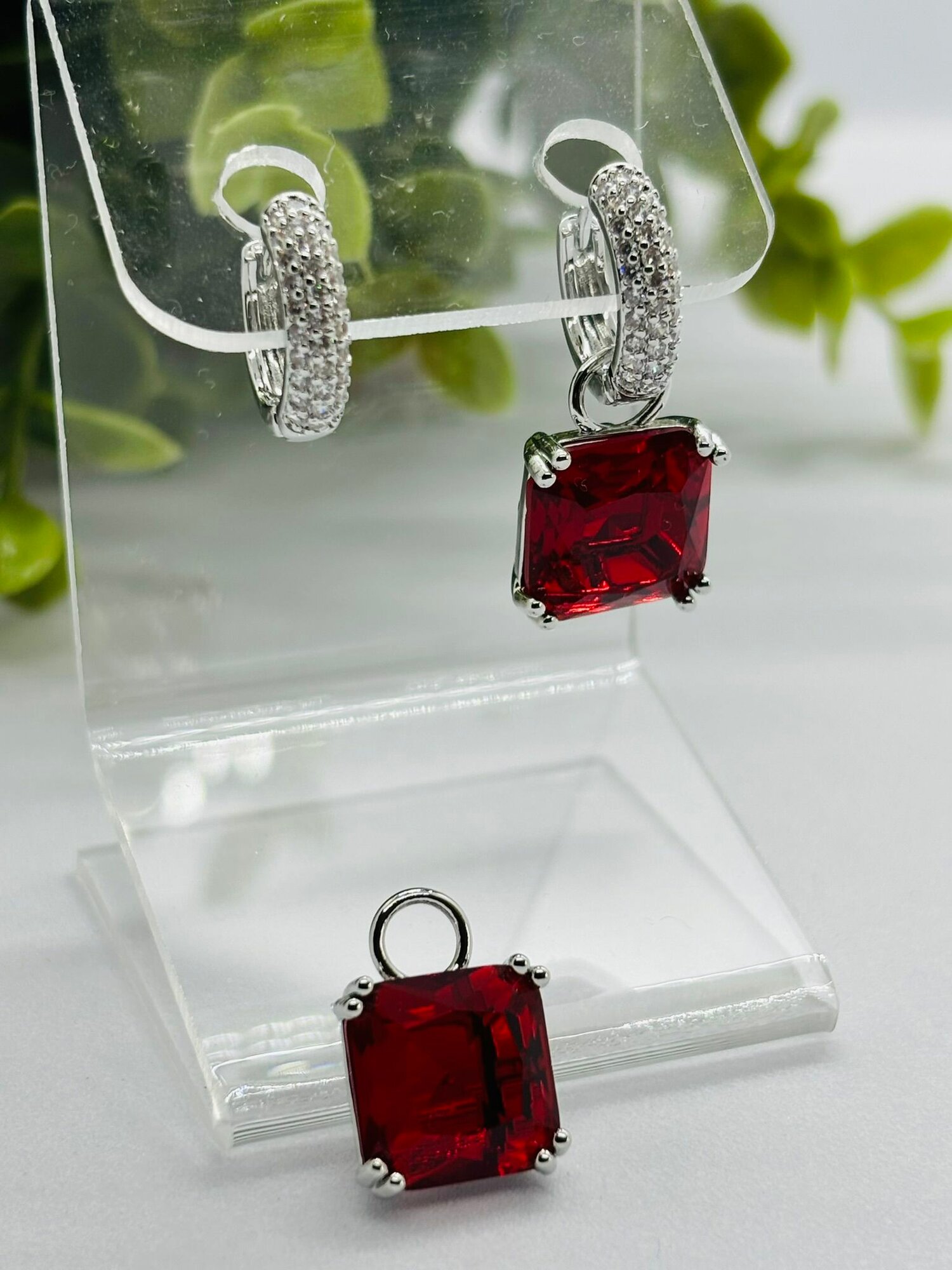 Серьги, искусственный камень