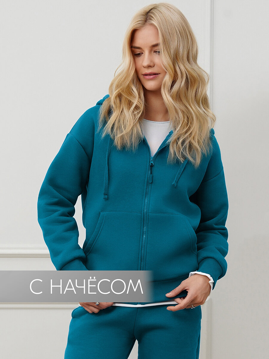 Костюм спортивный для женщин